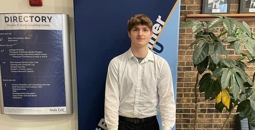 Derrick Perry Earns "Gold" | Hardin-Central C-2 Schools